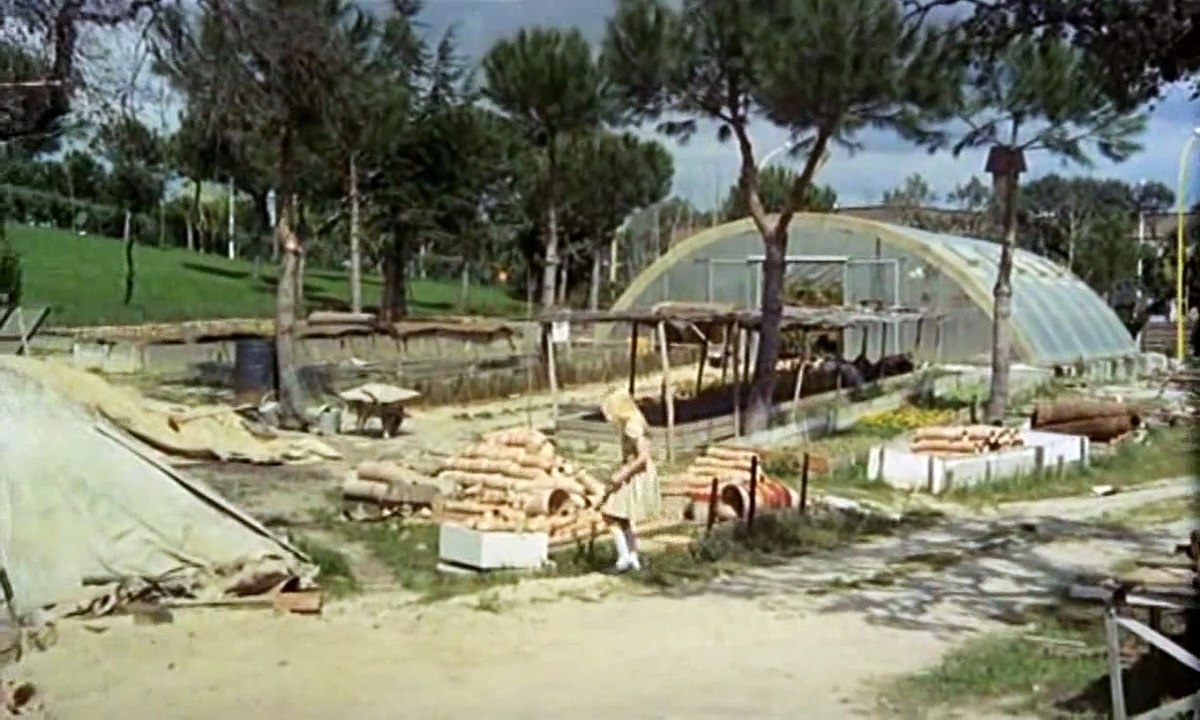 La femme aux bottes rouges (1974) 2/2 - video Dailymotion