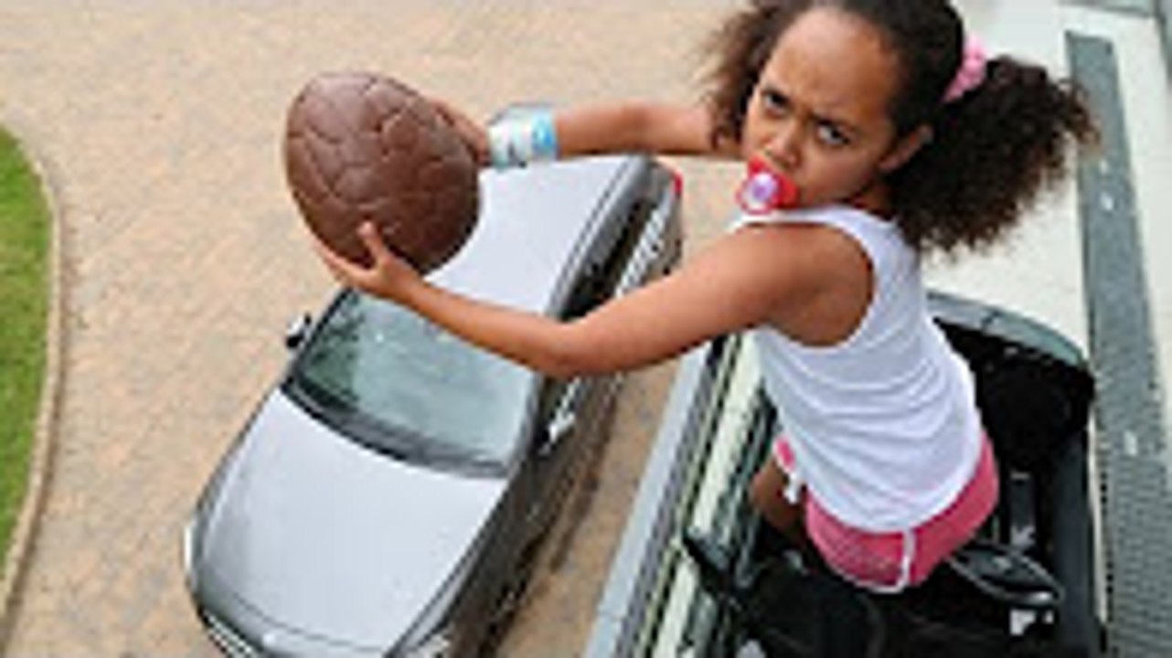 Bad Baby Tiana Giant Easter Surprise Egg Drop Test On Parents Car ...