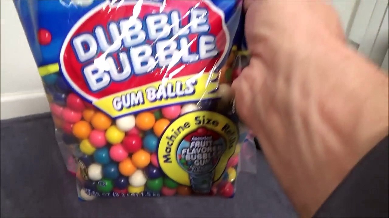 Annabelle Toy Freaks Hello Kitty Gumball Machine Double Bubble Gum ...