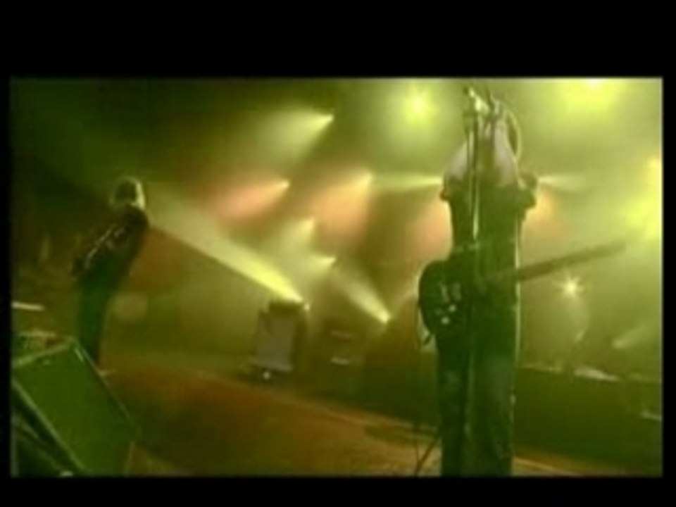 The vines live 2004 - Vidéo Dailymotion