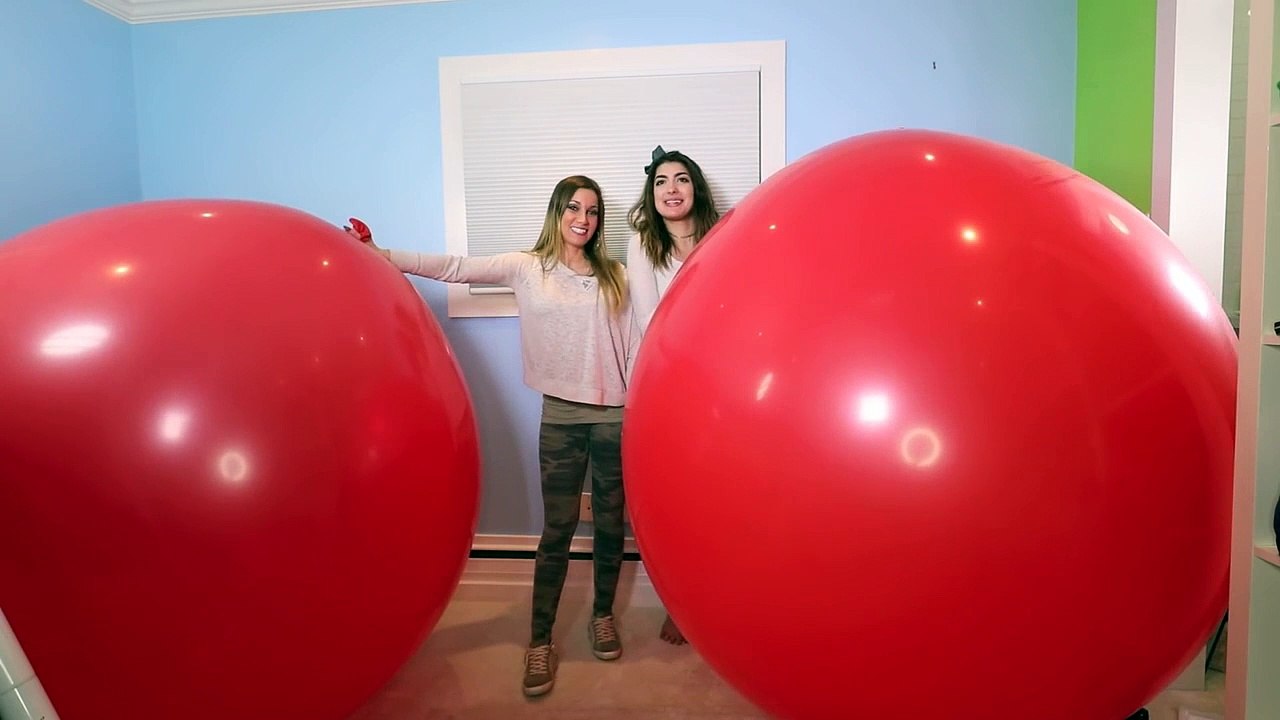 Giant Balloon Challenge!-pHH9P3d5zN0 - video Dailymotion