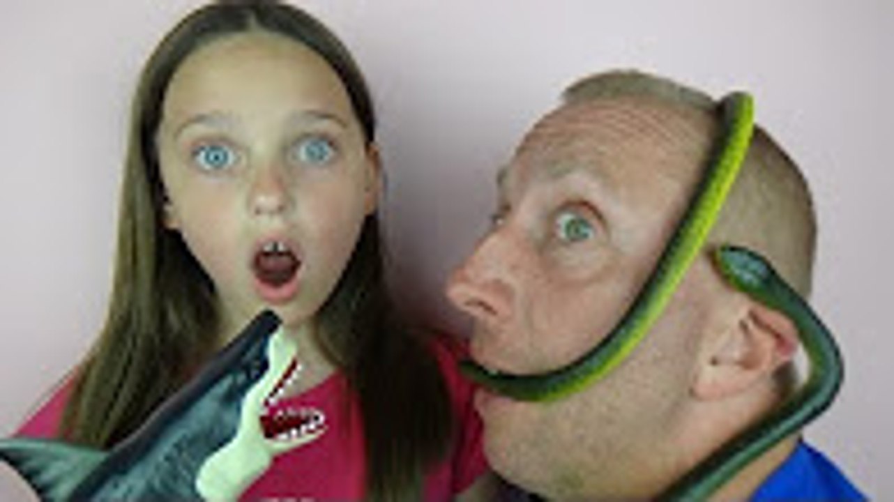 Snake vs Freak Daddy Pet Shark Pranks Annabelle Granny Toy Freaks Bad ...