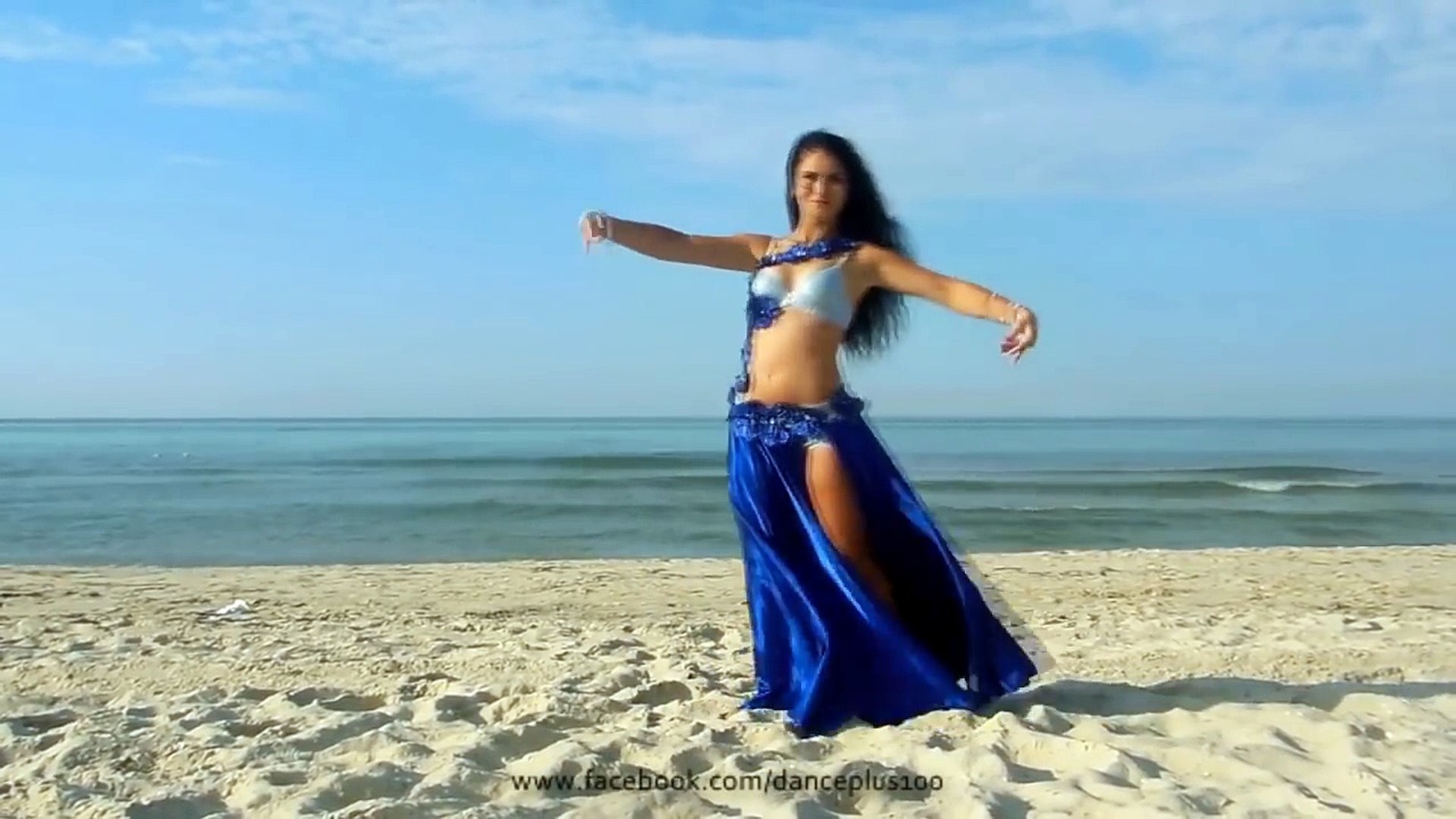 Dina Belly Dance In Beach