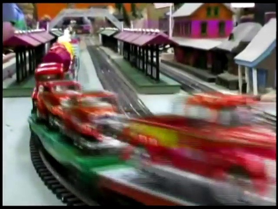 Toy train fun for children Lots & Lots of - video Dailymotion