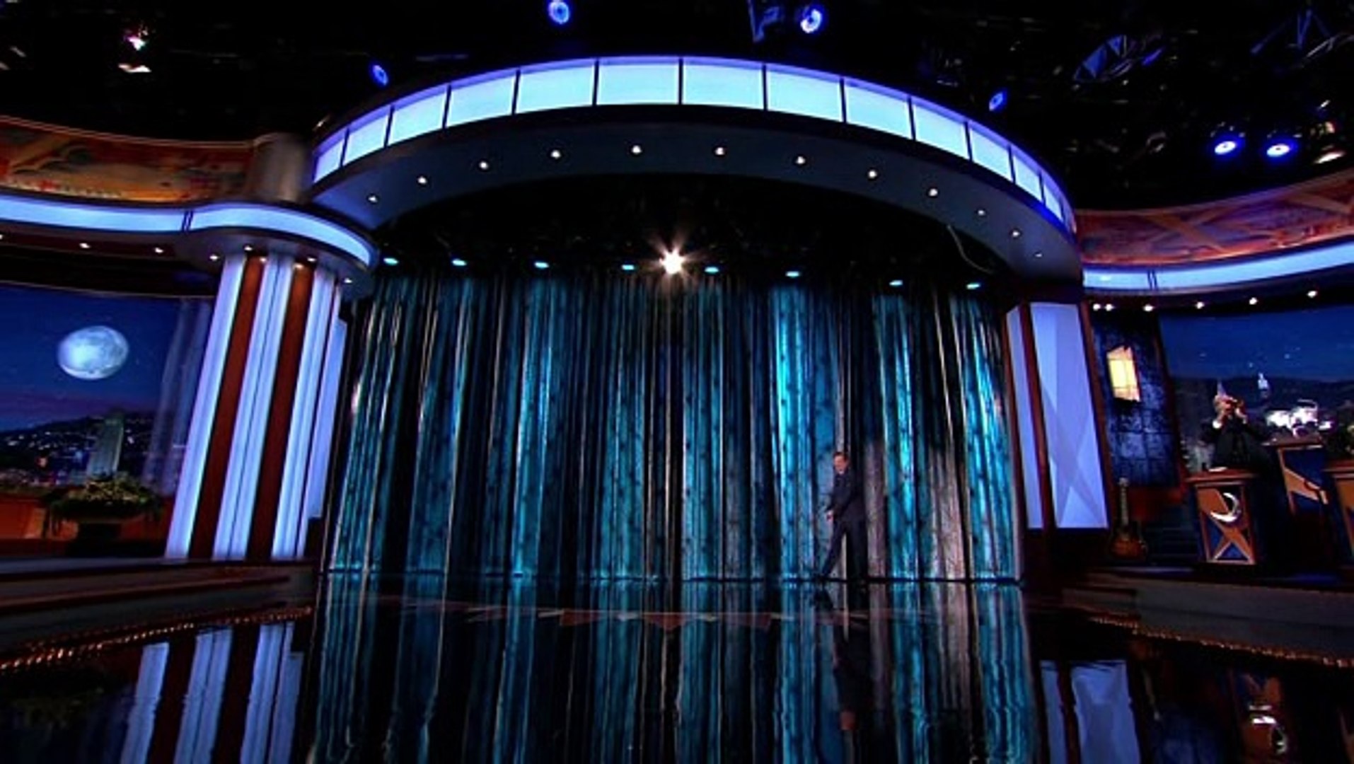 The Tonight Show With Conan Obrien Set Conan O'Brien Is Returning To