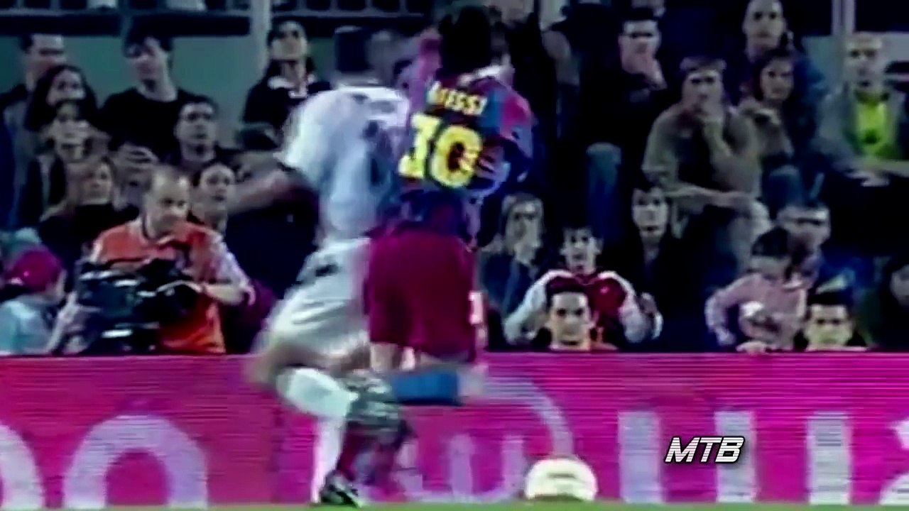The 18 Year Old Lionel Messi Dribbling Everyone Dribbling Skills - 2005 ...