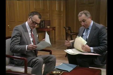 yes minister by Ahmer Huda - Dailymotion