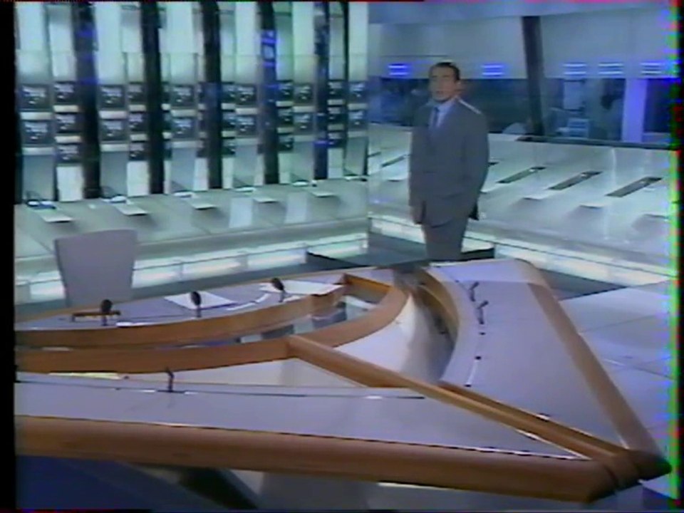 TF1 - 26 Août 1996 - Début JT 13H (nouveau décor du journal) - Vidéo ...
