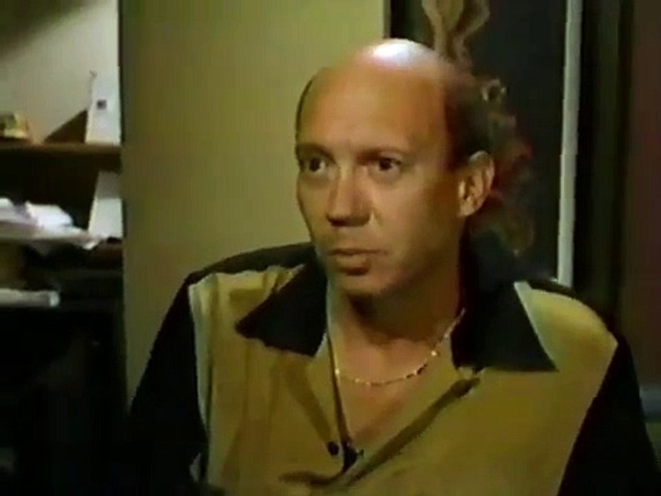 Christian Slater & Bridget Fonda in Professional Man - video Dailymotion