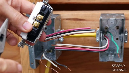How To Wire a Half Switched Receptacle (aka Half Hot Receptacle ...