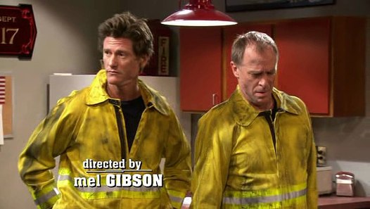 Complete Savages - S01E01 - Pilot - video dailymotion