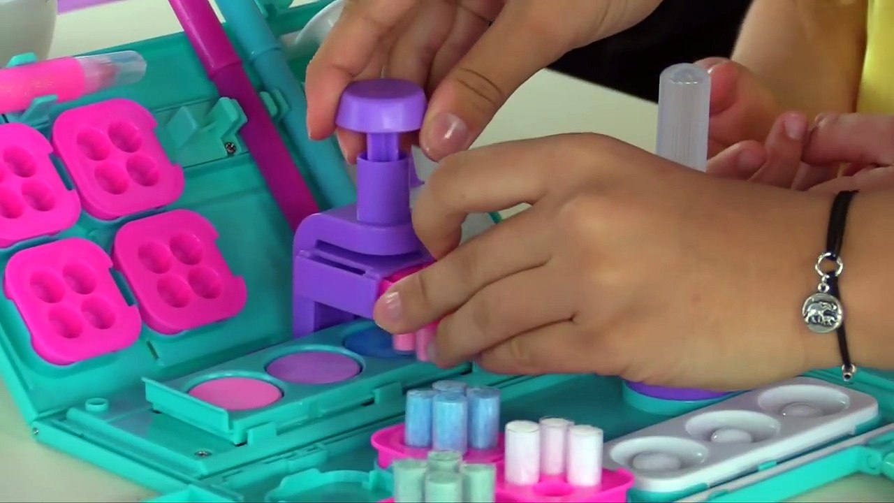 Pom Pom Wow Decoration Station Instructional Video | Official PomPom ...