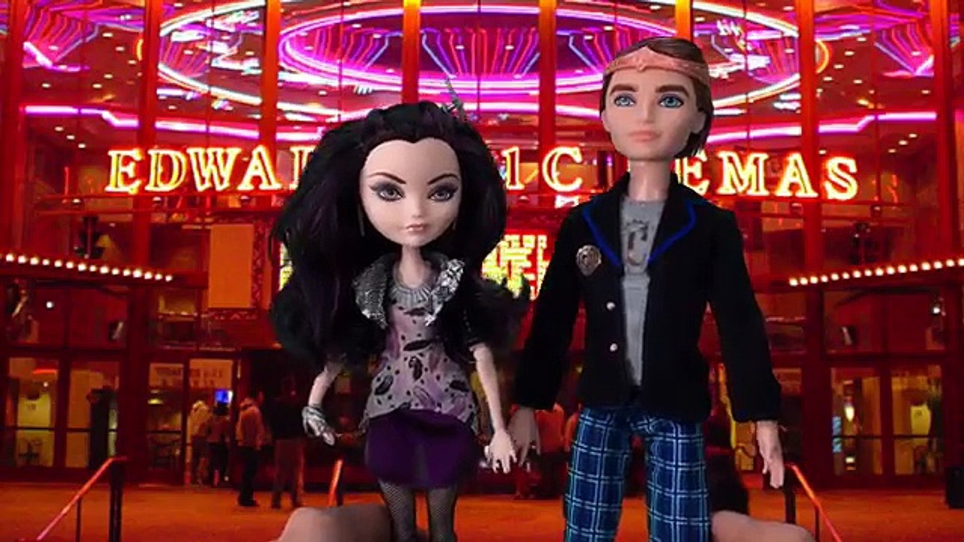 Ever After High Dexter Charming And Raven Queen Kiss