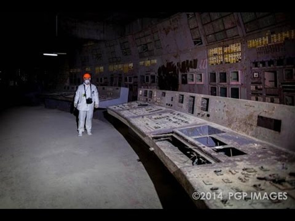 Inside Chernobyl: Rare footage from ruins left by world's greatest ...