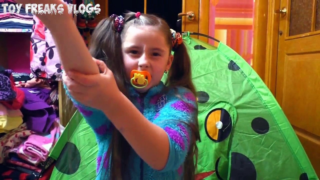 Bad Baby Giant Candy Taste Test Challenge Toy Freaks Family Compilation ...