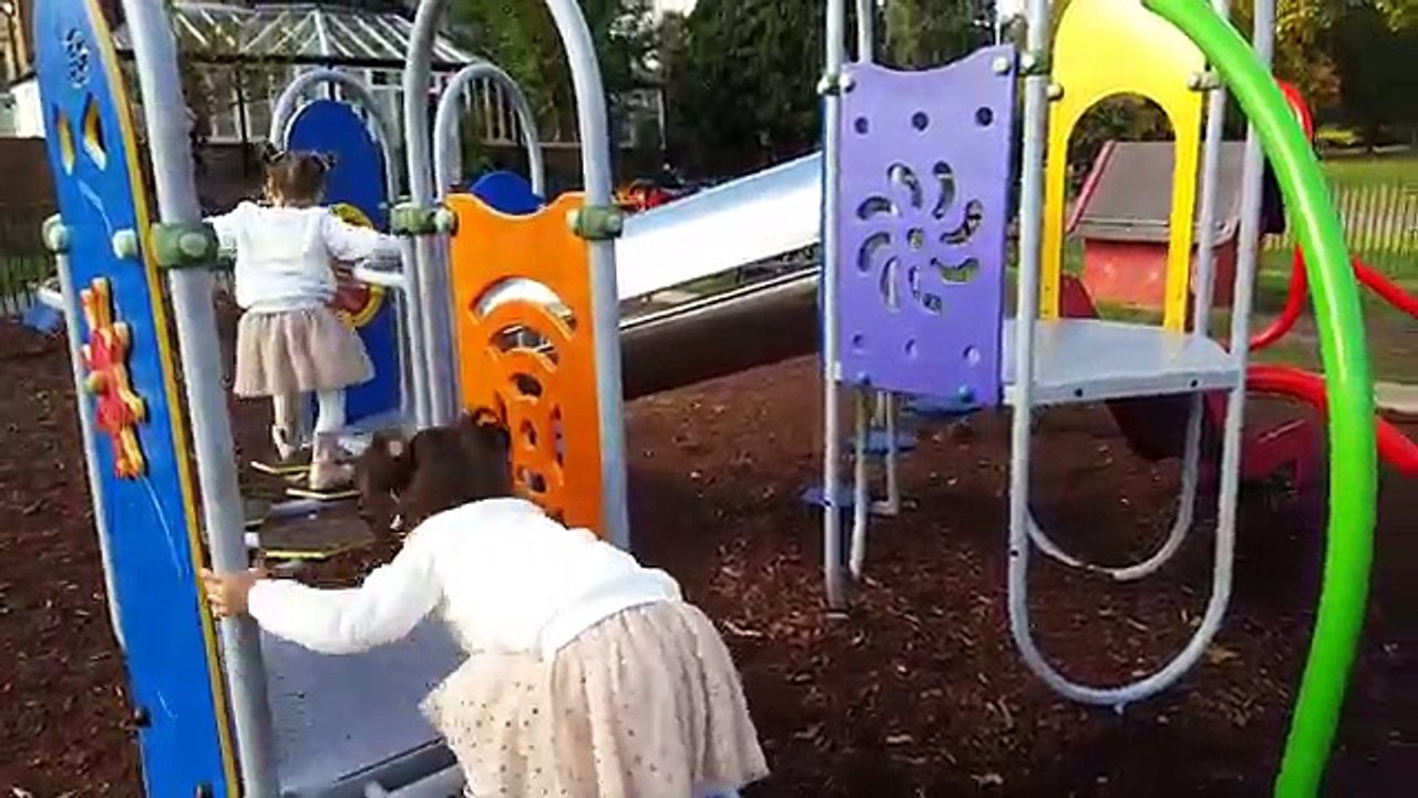 Emilys Twin ? Taking Care of Cute Bad Babies - Dailymotion Video