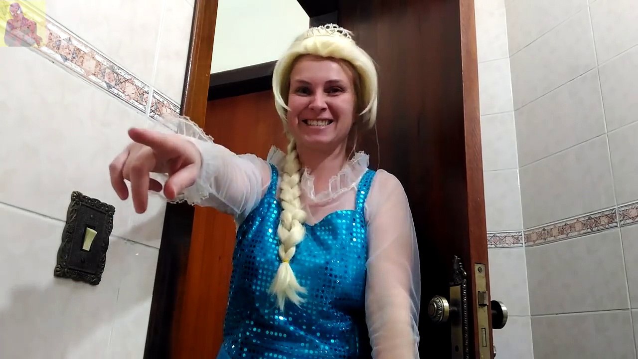 Hulk PEE was TROLLED! /w Disney Princess Frozen Elsa Poop! Funny ...