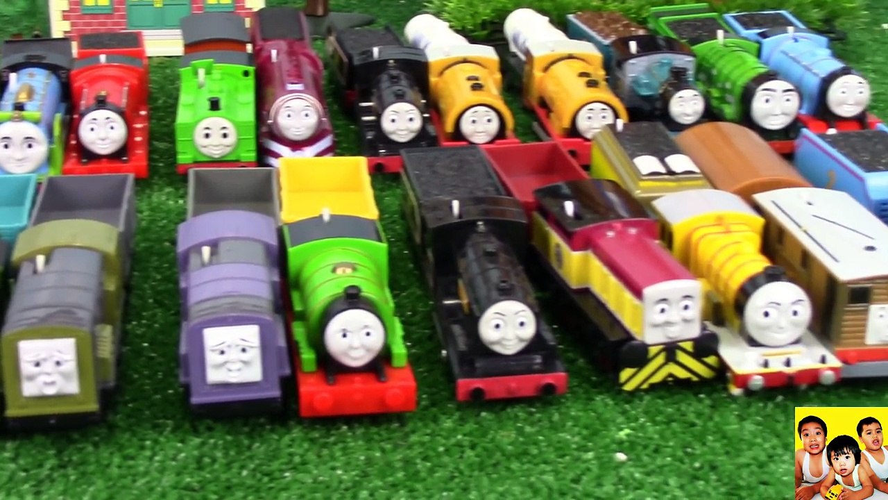 NEW BIGGEST THOMAS AND FRIENDS WORLDS STRONGEST ENGINE #10 - 32 Engines ...