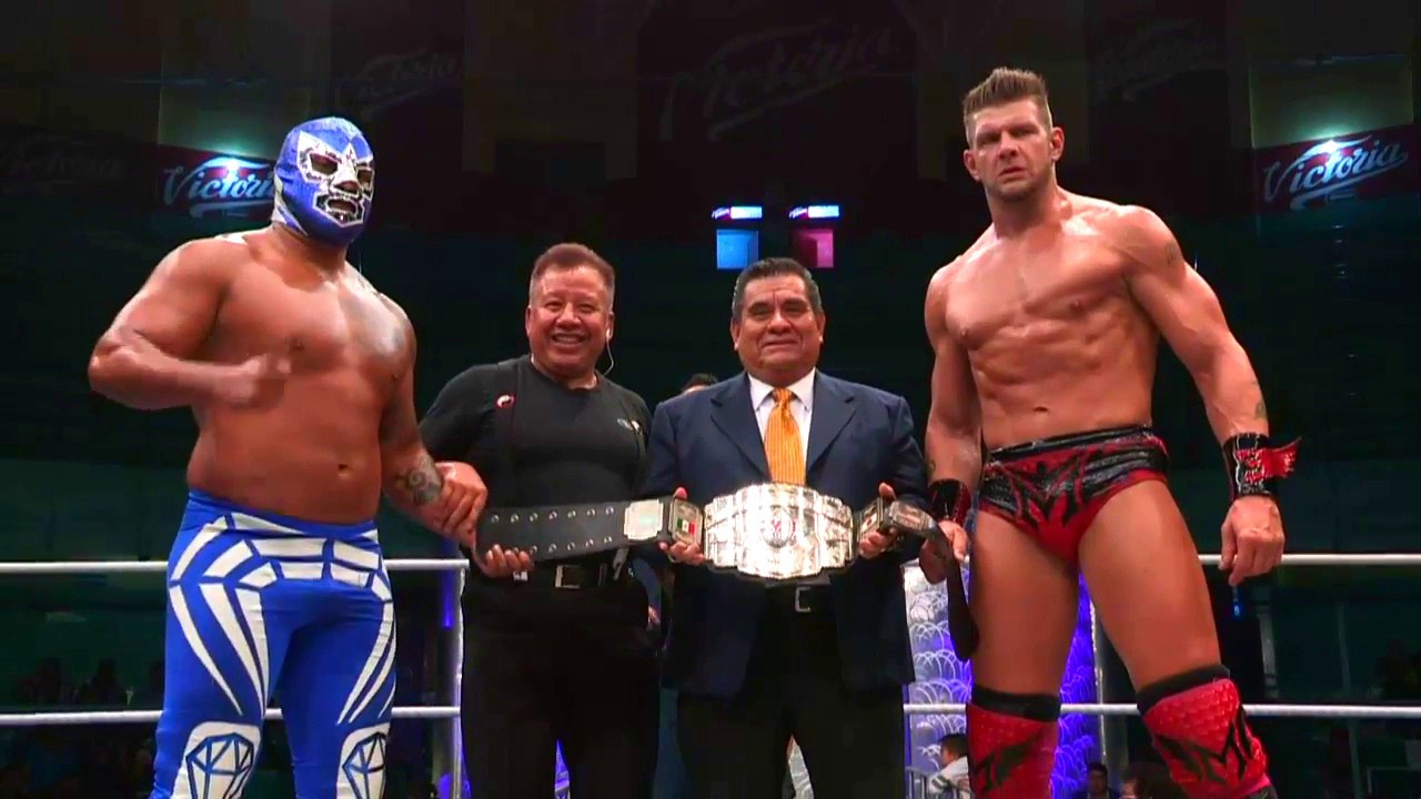 Marco Corleone "Mark Jindrak" vs Diamante Azul for the CMLL World ...