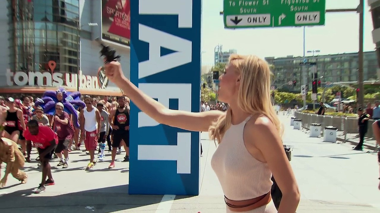 Baywatch (2017) -The Baywatch Slow Mo Marathon - Paramount Pictures ...