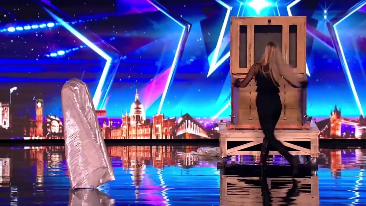 Top 10 BEST Magicians 2017 _ AGT vs BGT! - video Dailymotion