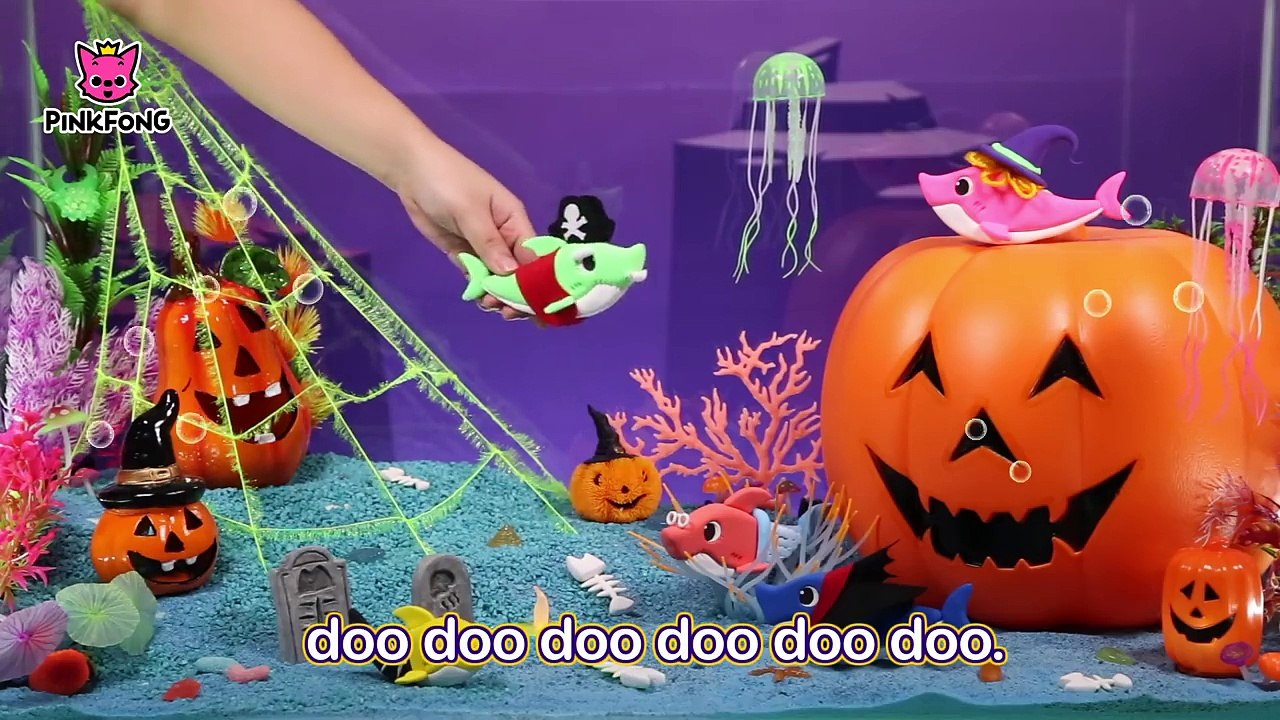Halloween Baby Shark Compilation _ Baby Shark _ Halloween Song ...