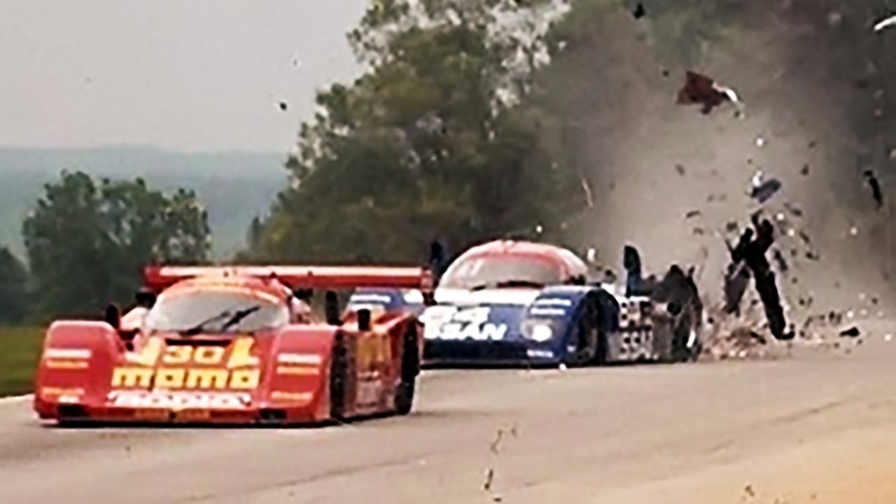 Chip Robinson violent crash at Road Atlanta (April 26, 1992) IMSA GTP ...