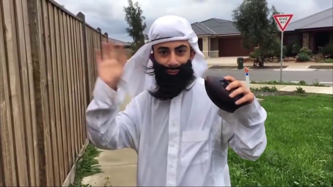 Funny Arab bomb prank - Funny Arab Public Bomb scare prank videos ...