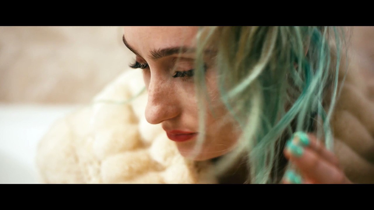 Robokid & phem - Judge Me (Official Music Video) - video Dailymotion