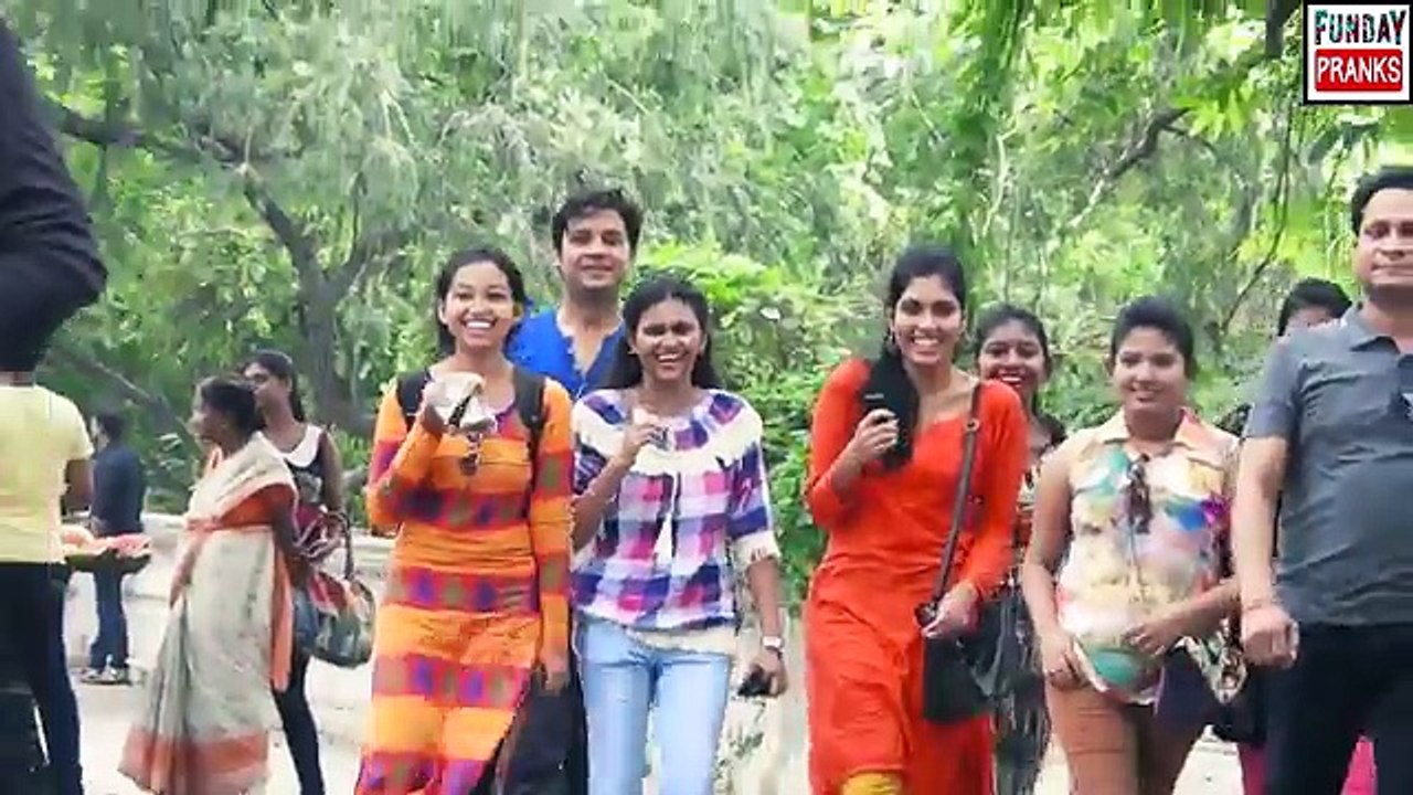 Funny prank chaddi - video Dailymotion