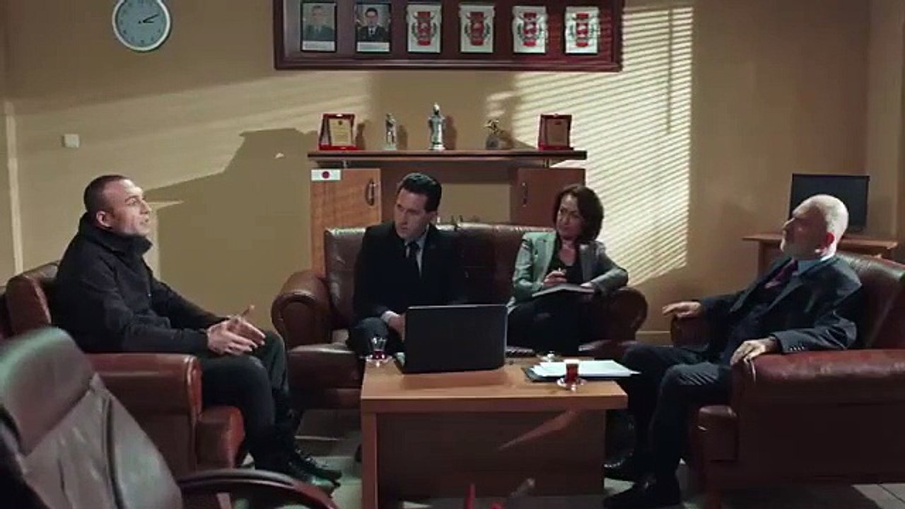 مسلسل العهد مشهد من الحلقة 29 soz bölüm - Video Dailymotion - فيديو Dailymotion