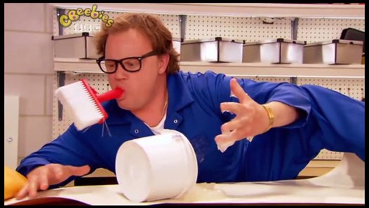 Gigglebiz DIY Dan struggles to put up a roll of wallpaper - video ...