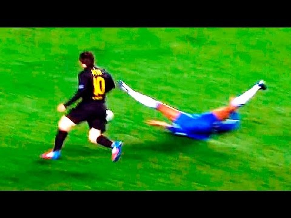 Lionel Messi Vs Cristiano Ronaldo: Top 10 Crazy Ankle Breaker Skills ...
