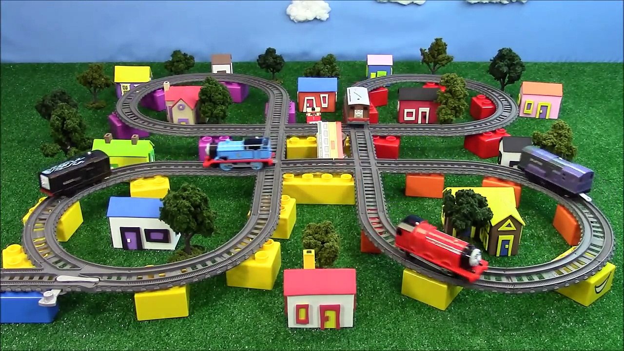 Thomas and Friends - Cross Track Mayhem 52! Trackmaster Competition ...