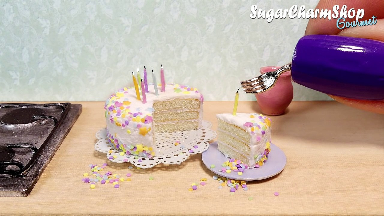 How To Miniature Birthday Cake Tutorial // DIY Miniature Food - video ...