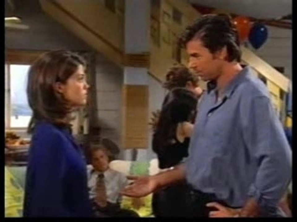 sunset beach meg dances with tim and thinking about ben - Vidéo Dailymotion