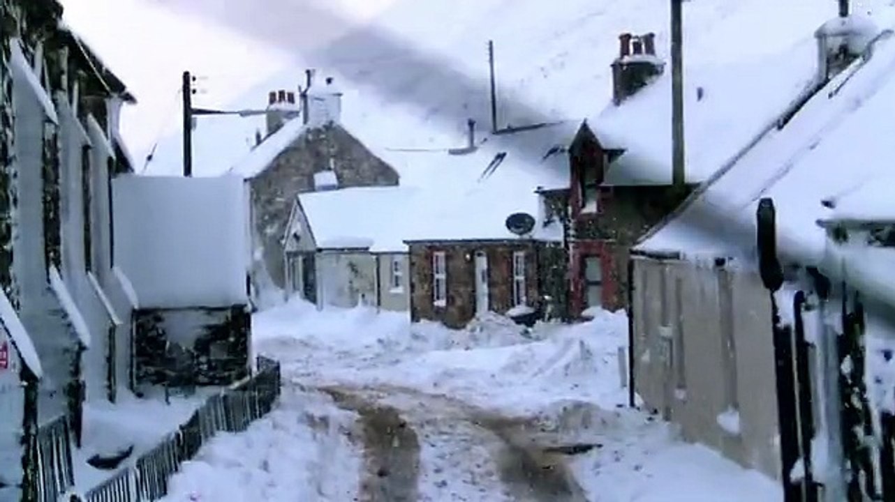 Winter Road Rescue S05E04 March 2018 - video Dailymotion