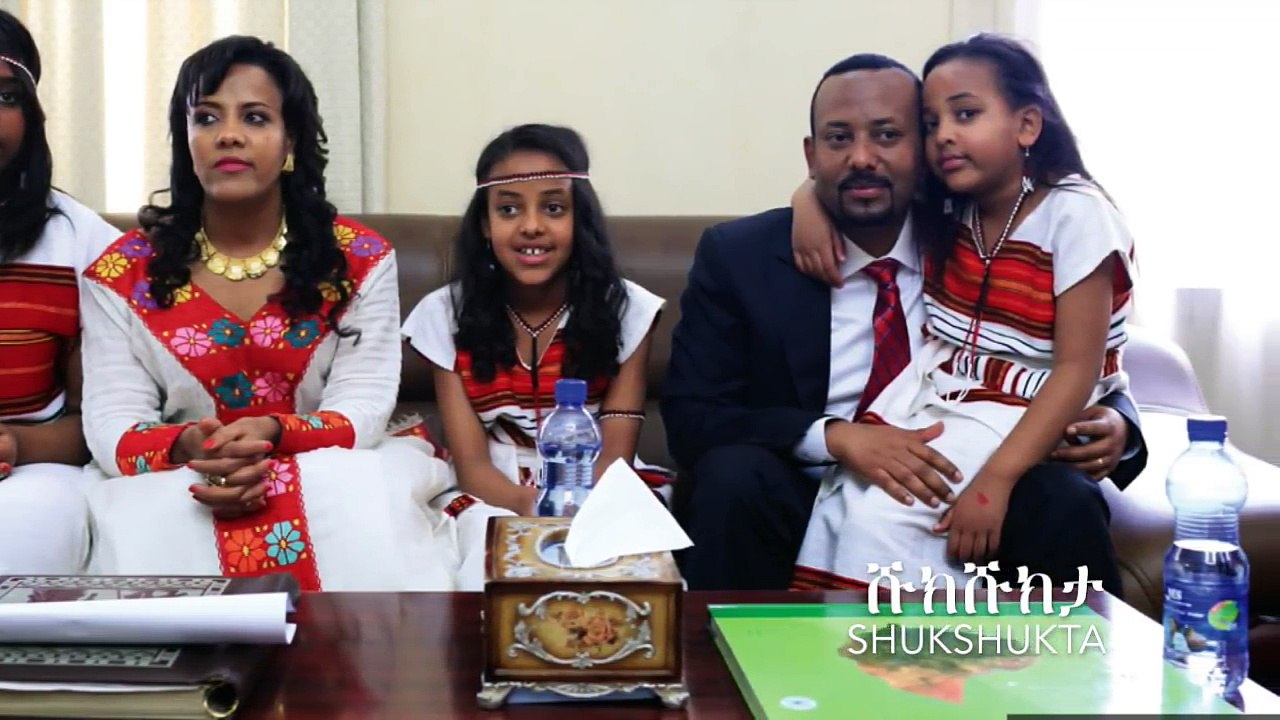 Shukshukta (ሹክሹክታ) - Dr Abiy Ahmed - ዶ/ር ዓብይ አባታቸውን በፓርላማ ያላመሰገኑበት ምስጢር ...