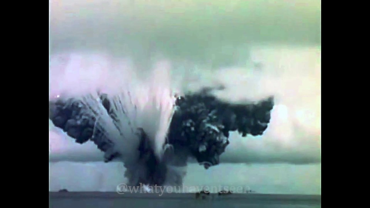 (New Scan) Massive Non-Nuclear Explosion Ammunition Ship SS John Burke ...