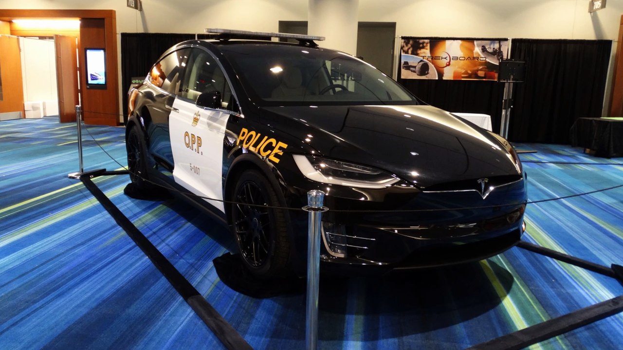 CIAS 2018: Tesla Model X In Ontario Provincial Police Livery - video ...