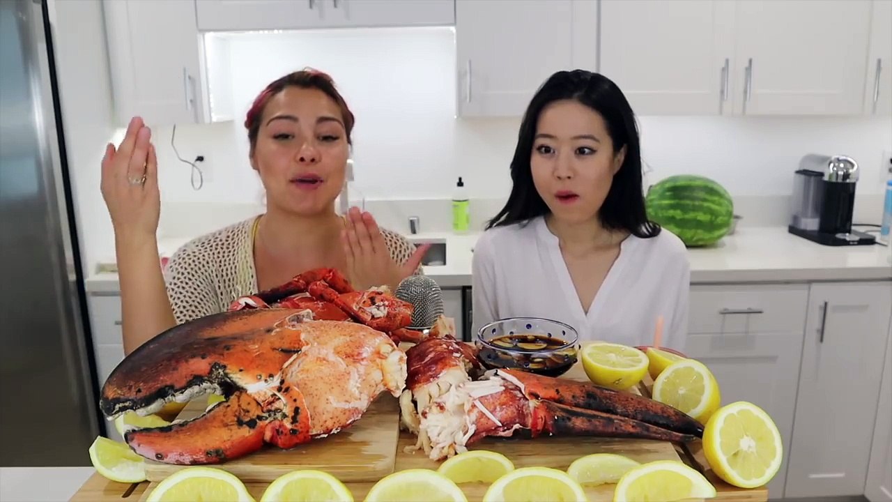 15LB LOBSTER 랍스타 MUKBANG 먹방 W/STEPHANIE SOO (MISSMANGOBUTT) SEAFOOD BOIL - Dailymotion Video