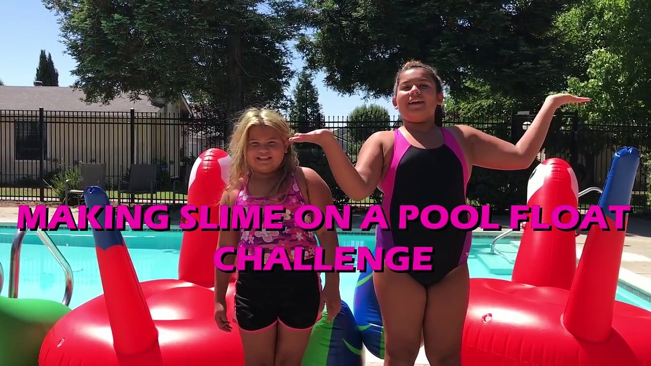 SWIMMING POOL SLIME CHALLENGE - MAKING SLIME ON A GIANT FLOATY - Video ...