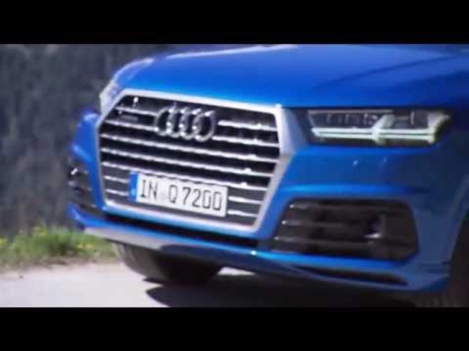 Audi Q7 Exterior Design Trailer in the Alps | AutoMotoTV - video ...