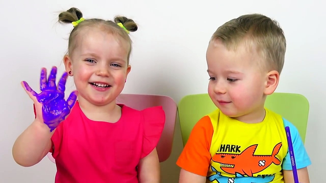 Gaby and Alex Learns colors and names of fruits. Educational video ...