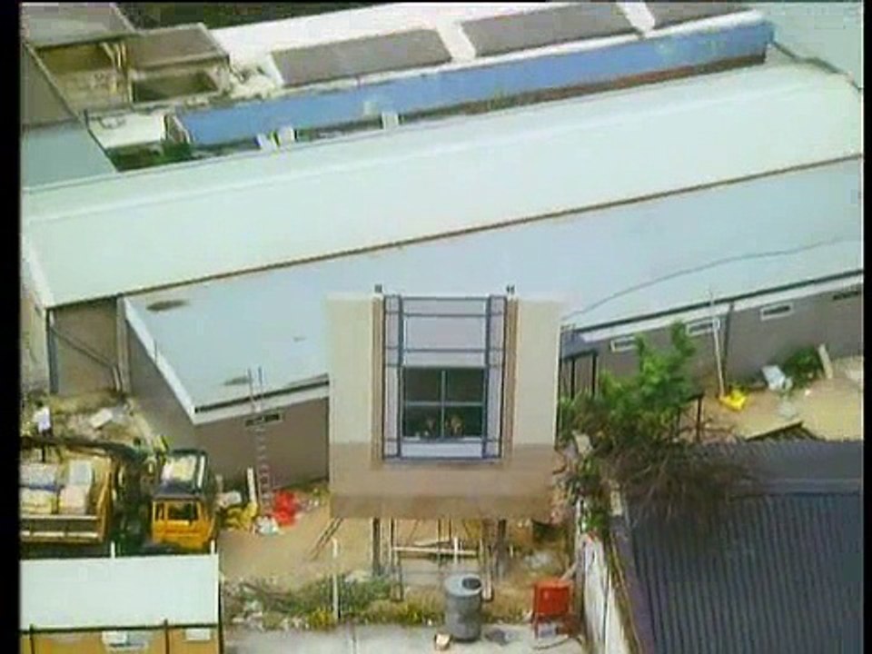 Bottom S01 E04 - video Dailymotion