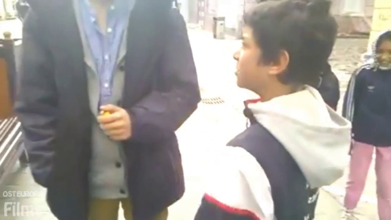 Zigeuner Kind Gib mir das Geld! - video Dailymotion