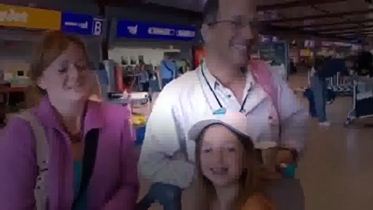 Airline UK Easyjet TV Show - S09E09 - video Dailymotion