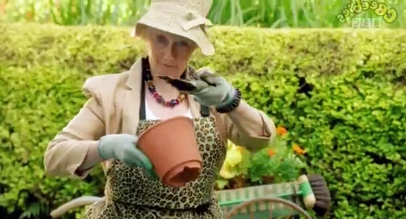 Teacup Travels S01 E10 Brooch - Dailymotion Video