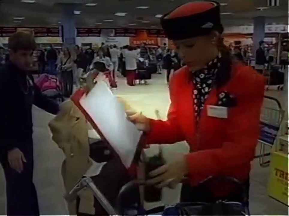 Airline UK Easyjet TV Show - S02E03 - video Dailymotion