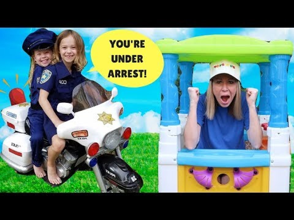 Pretend Toy Store Worker Talks with Addy and Maya - video Dailymotion